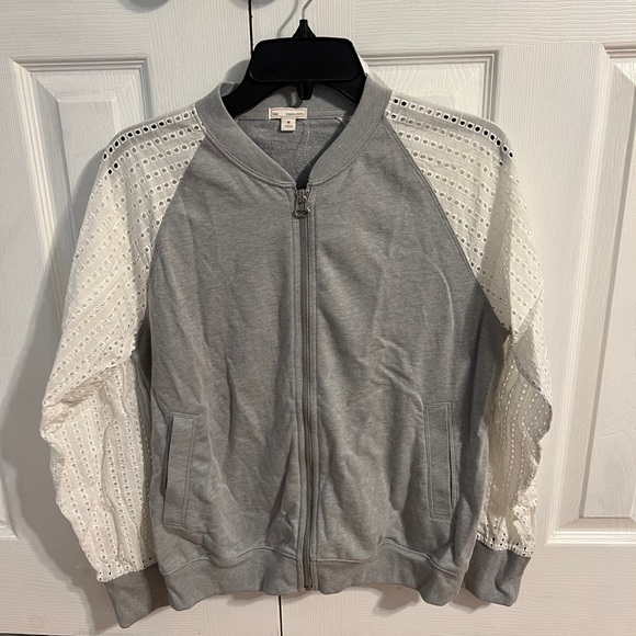 GAP | Sweaters | New With Tags Zip Up Grey Gap Sweater With White ...
